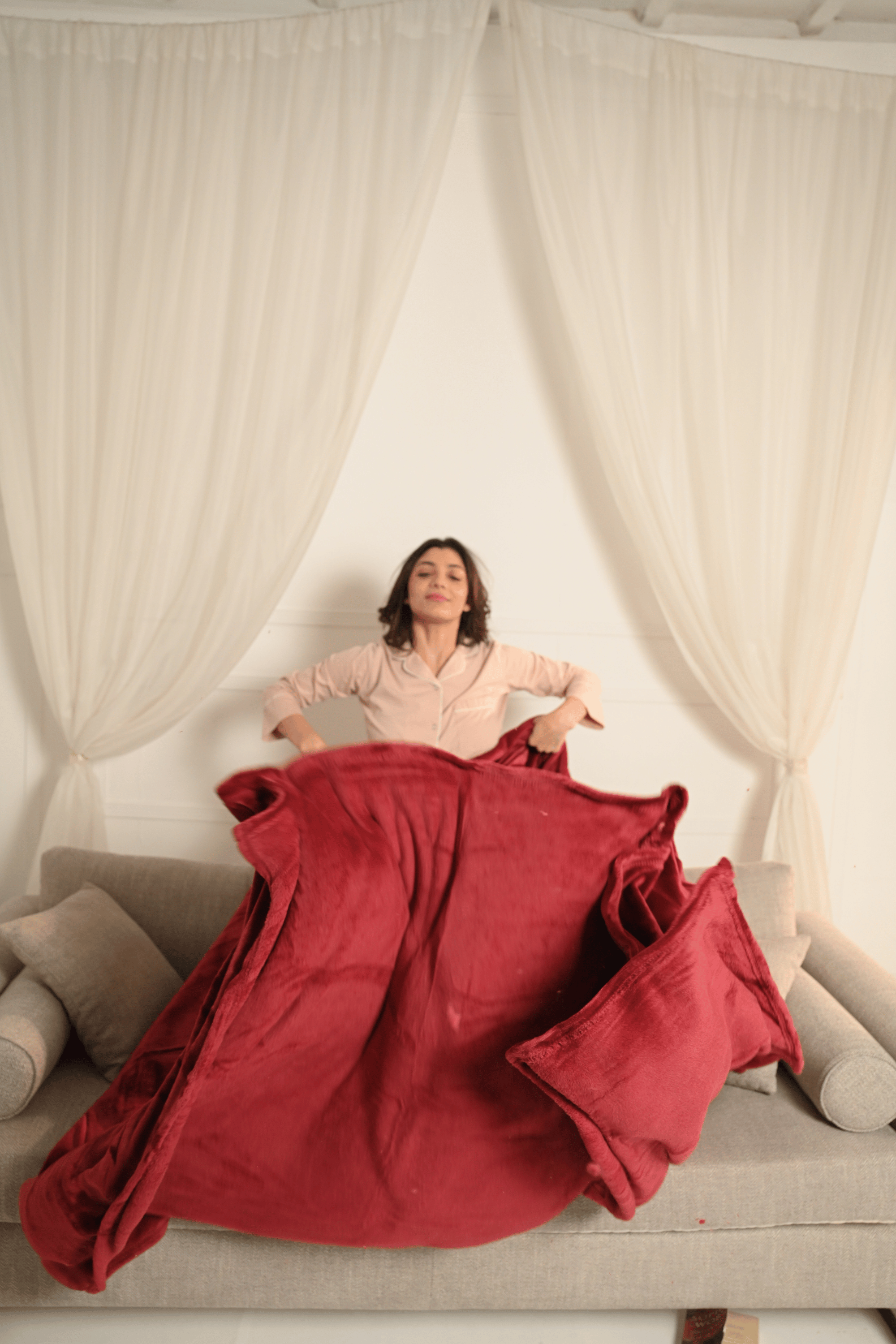 Microfiber Plush Blanket | Microfiber | TLC